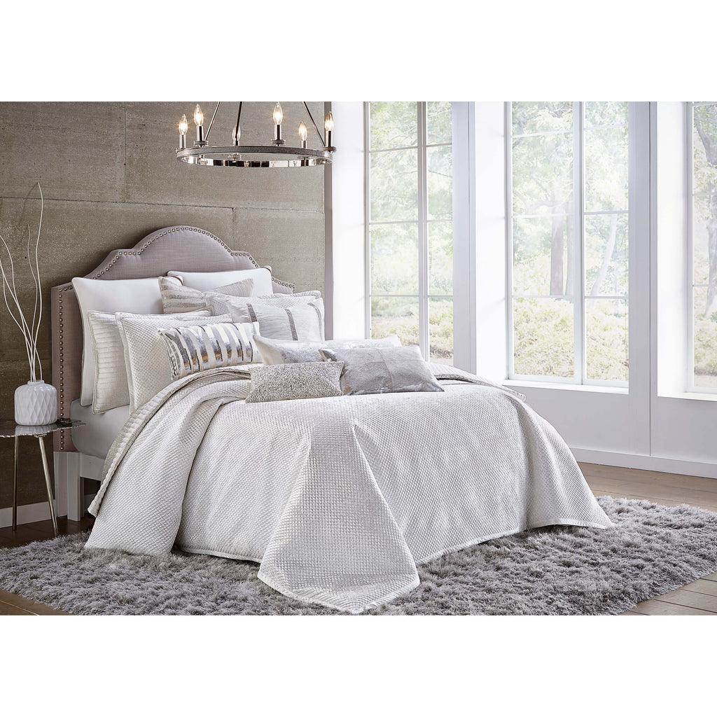 Aviya Quilt Set, Ivory – High Fashion Home